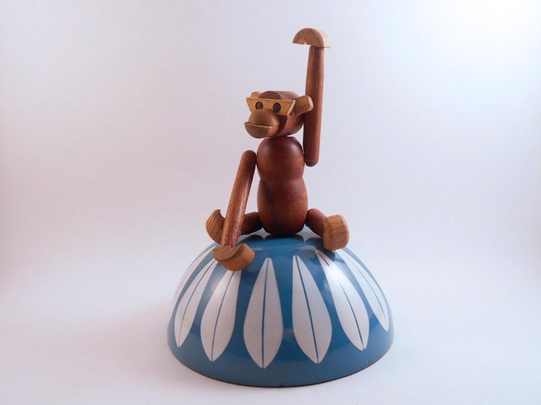 Wood Zoo Line (Zooline) Style Monkey - Articulating Monkey Figurine ...