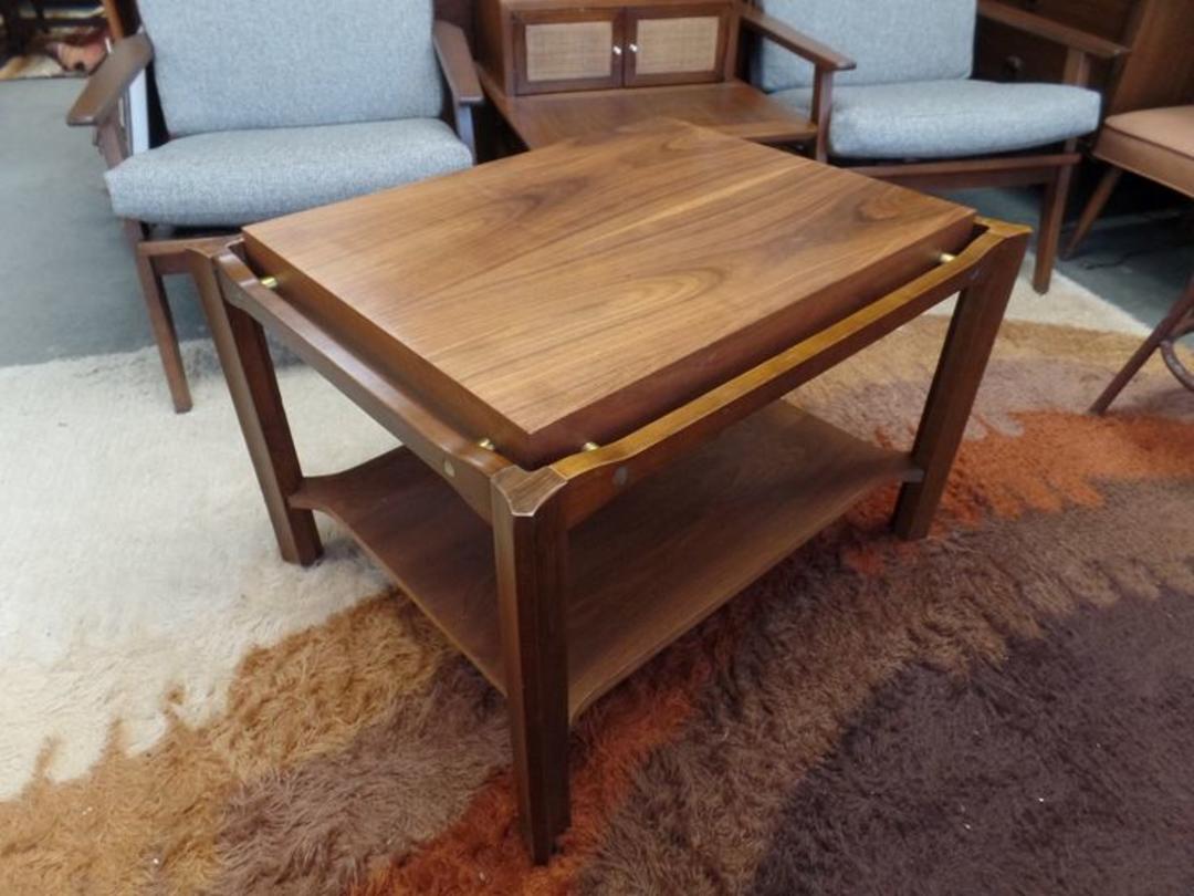 Mid-Century Modern walnut floating top side table by Lane | Peg Leg ...
