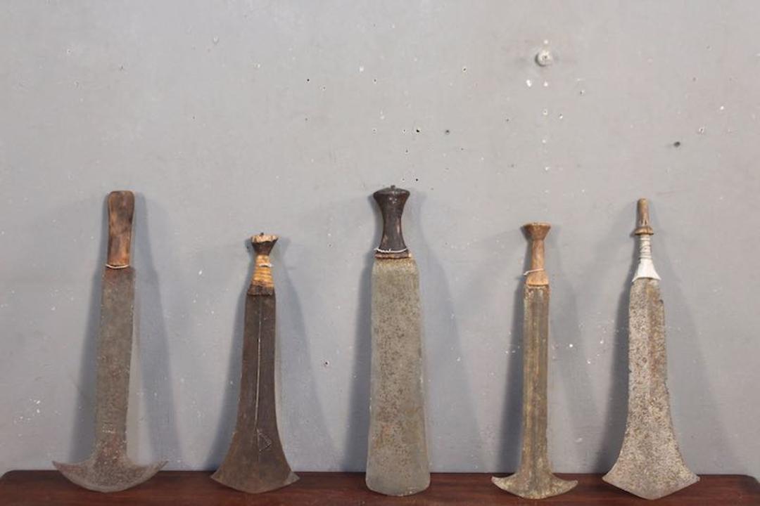 Set of 5 Congolese Ikakalaka Short Swords | Furnish Green | Midtown ...