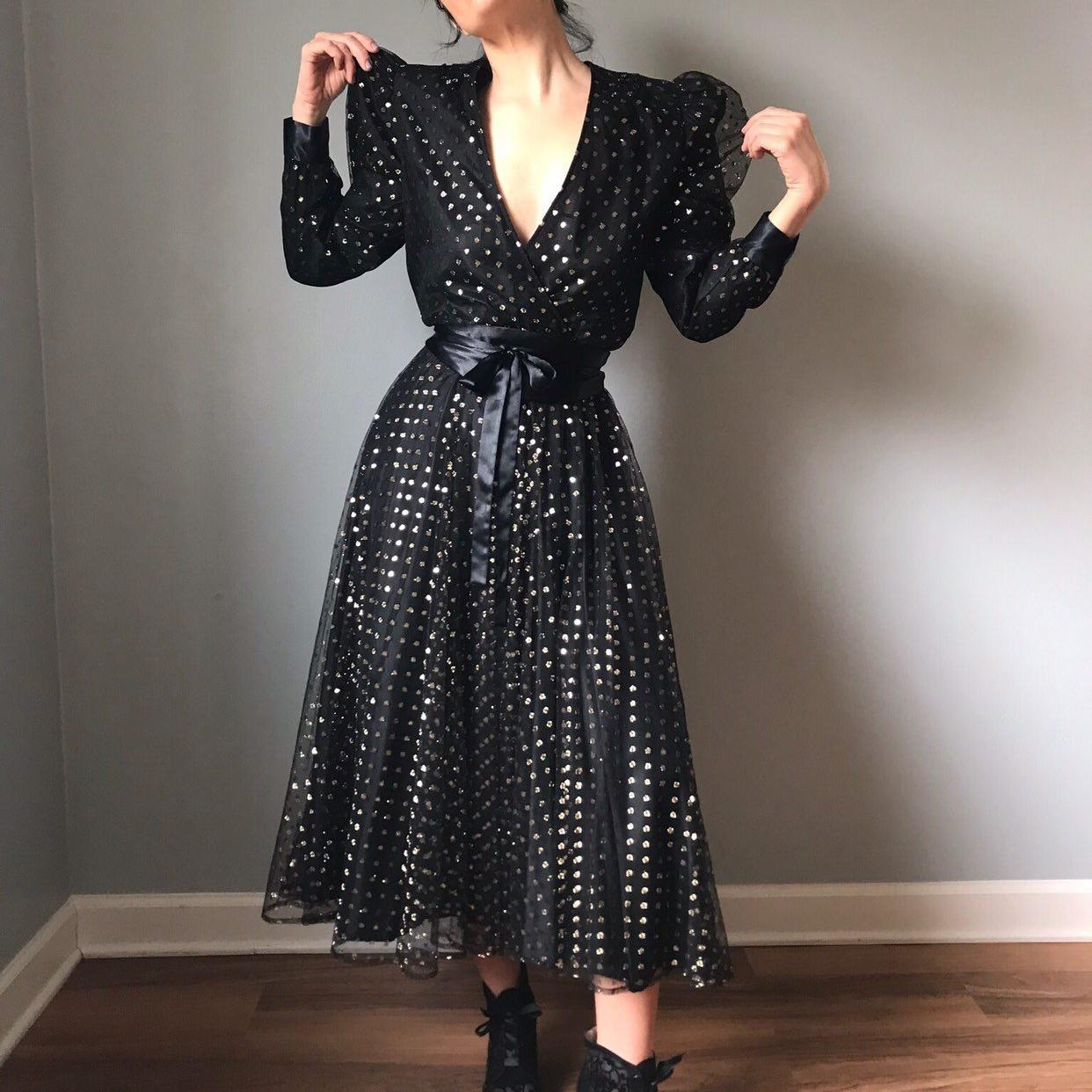vintage 80s iconic HALSTON III black dress | gold | Los Gitanos Vintage ...