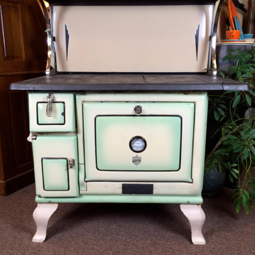 Cook Stove | Johnson & Johnson Antiques | Seattle, WA