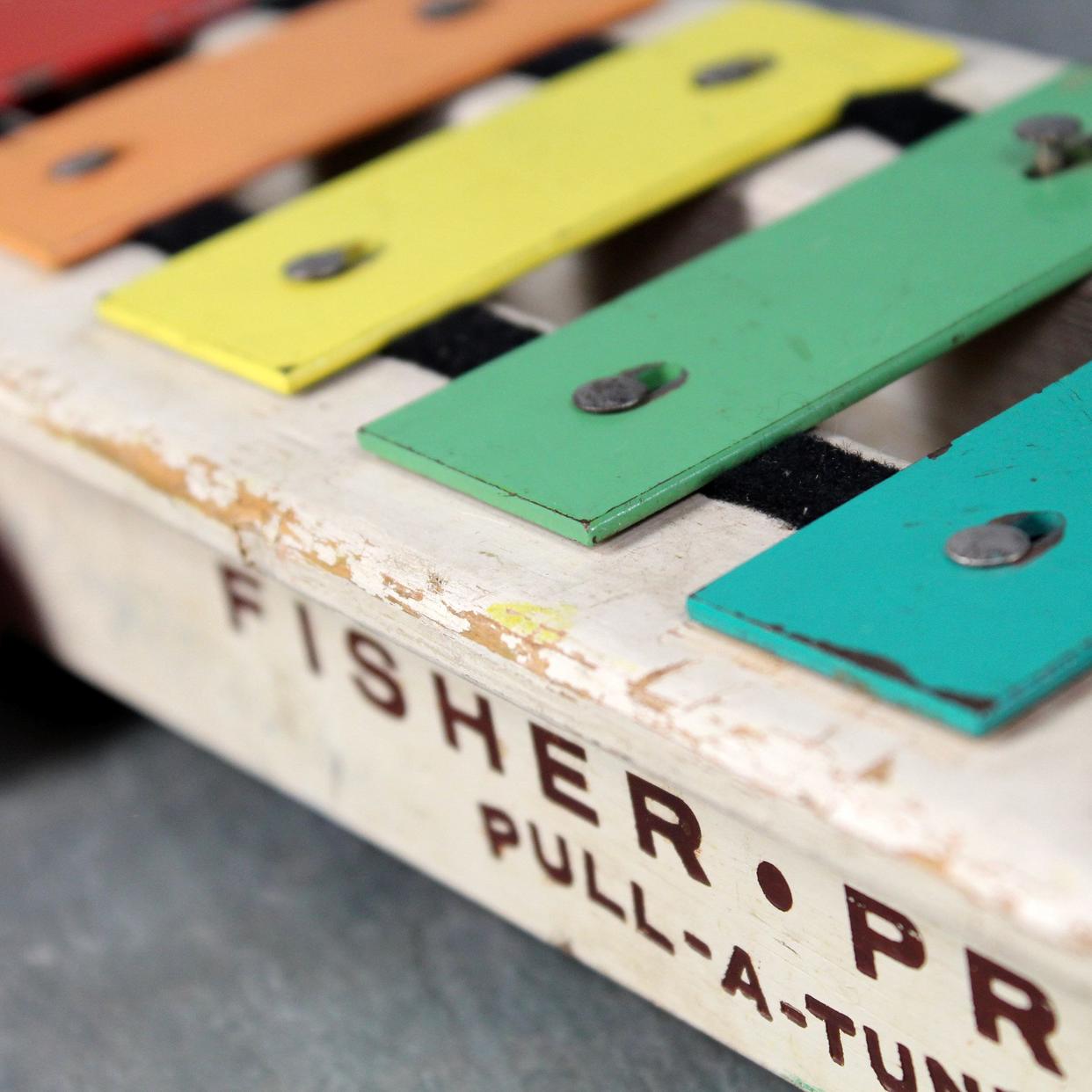 FOR TOY COLLECTORS! Vintage Wooden Fisher Price Pull-a-Tune | Bixley ...