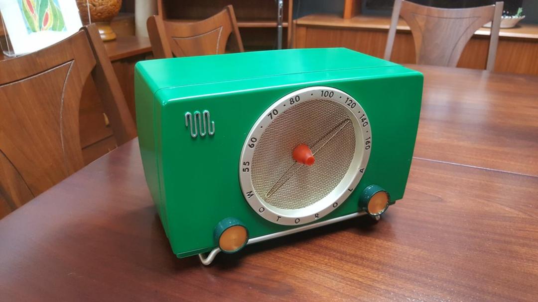 Vintage green radio | Peg Leg Vintage | Beltsville, MD