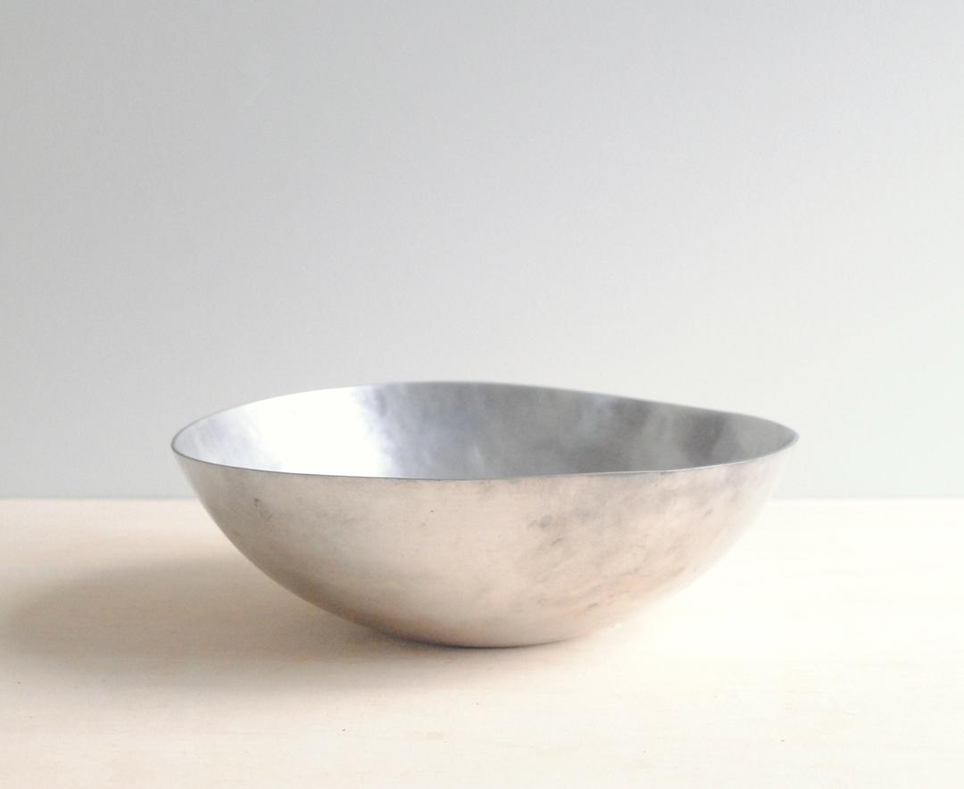 Vintage Hand Hammered Pewter Bowl, Gene and June Lesch Hammered ...