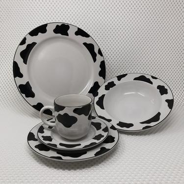 Vintage Cow Dinnerware | Odd Eye - East Village - New York, NY | ATTIC