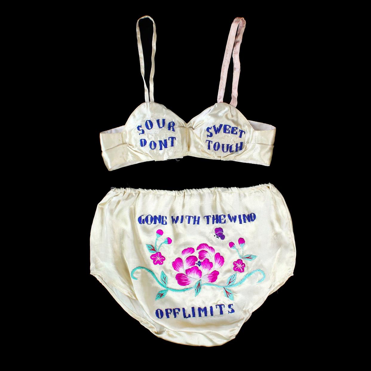 RESERVED--Rare 1940s WWII Lingerie Set / 40s Novelty Bra | Guermantes ...