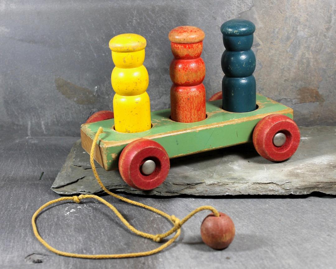 FOR TOY COLLECTORS! Vintage Wooden Peg Pull Toy - Classic | Bixley ...