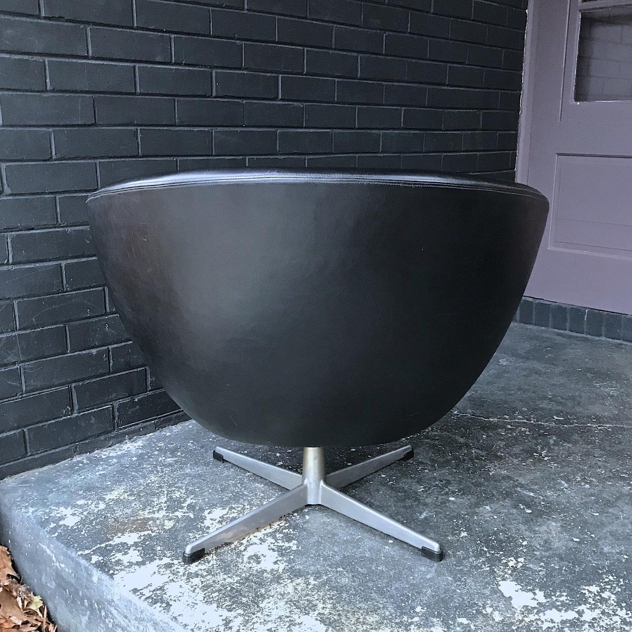 1960s Overman Egg Pod Lounge Chair Swivel Vintage | Brain Washington ...