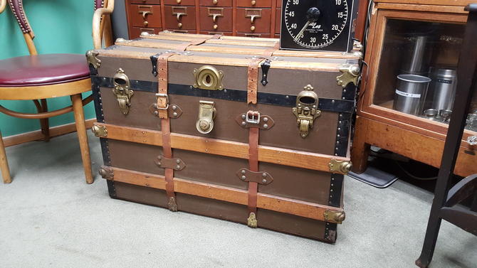 Vintage large steamer trunk with leather straps | Peg Leg Vintage ...