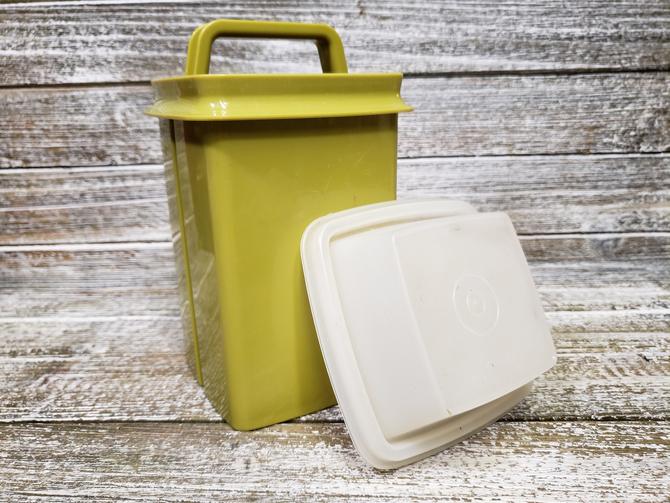 Kitchen Storage Tupperware Pickle Keeper Olive Keeper #1330 ...