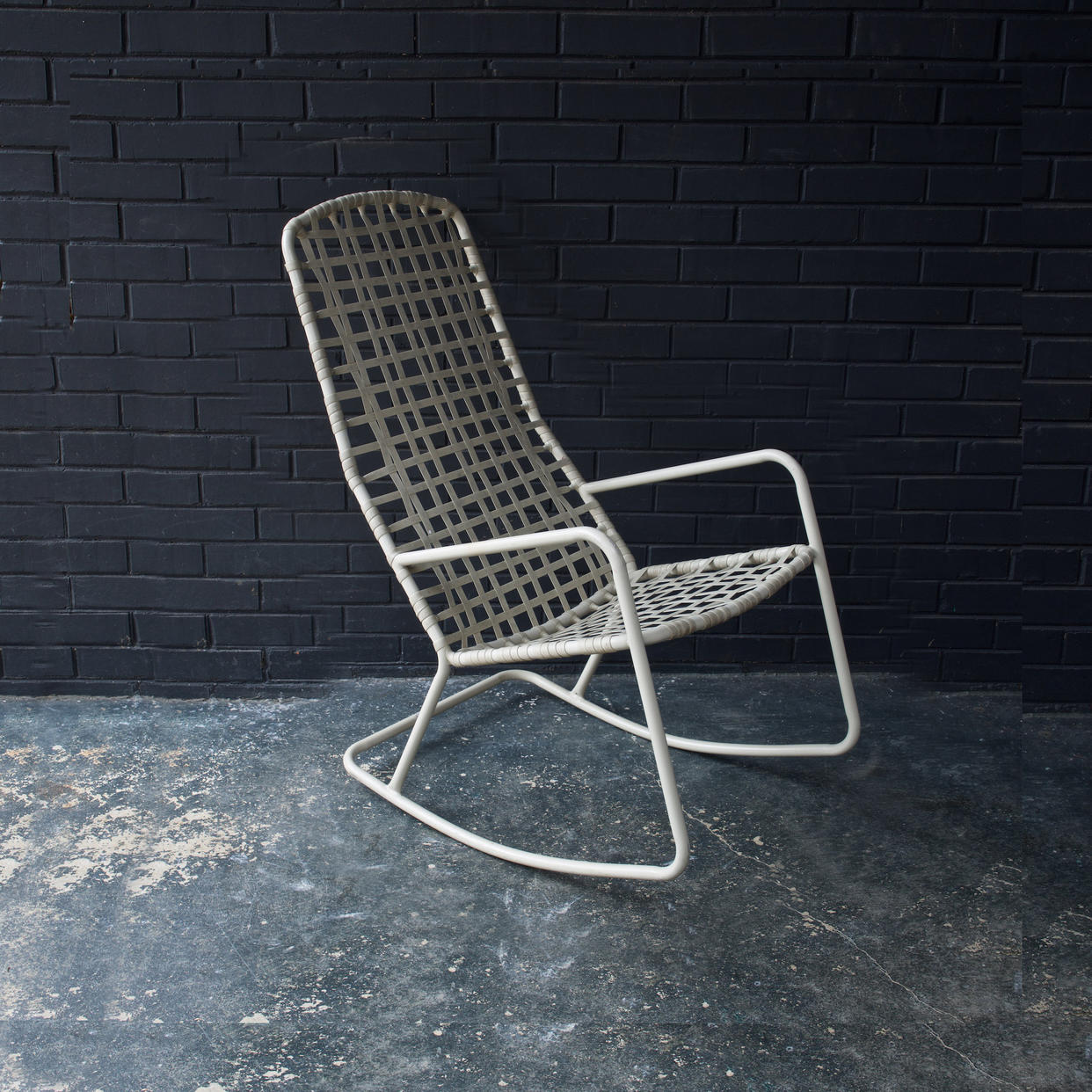 Vintage 1970s Taupe Biege Tamiami Brown Jordan Rocker | Brain ...