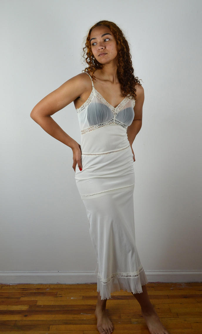 Vintage 50s White Slip / 1950s Vintage Long Slip / Vintage Lingerie | Erratic Static Vintage ...